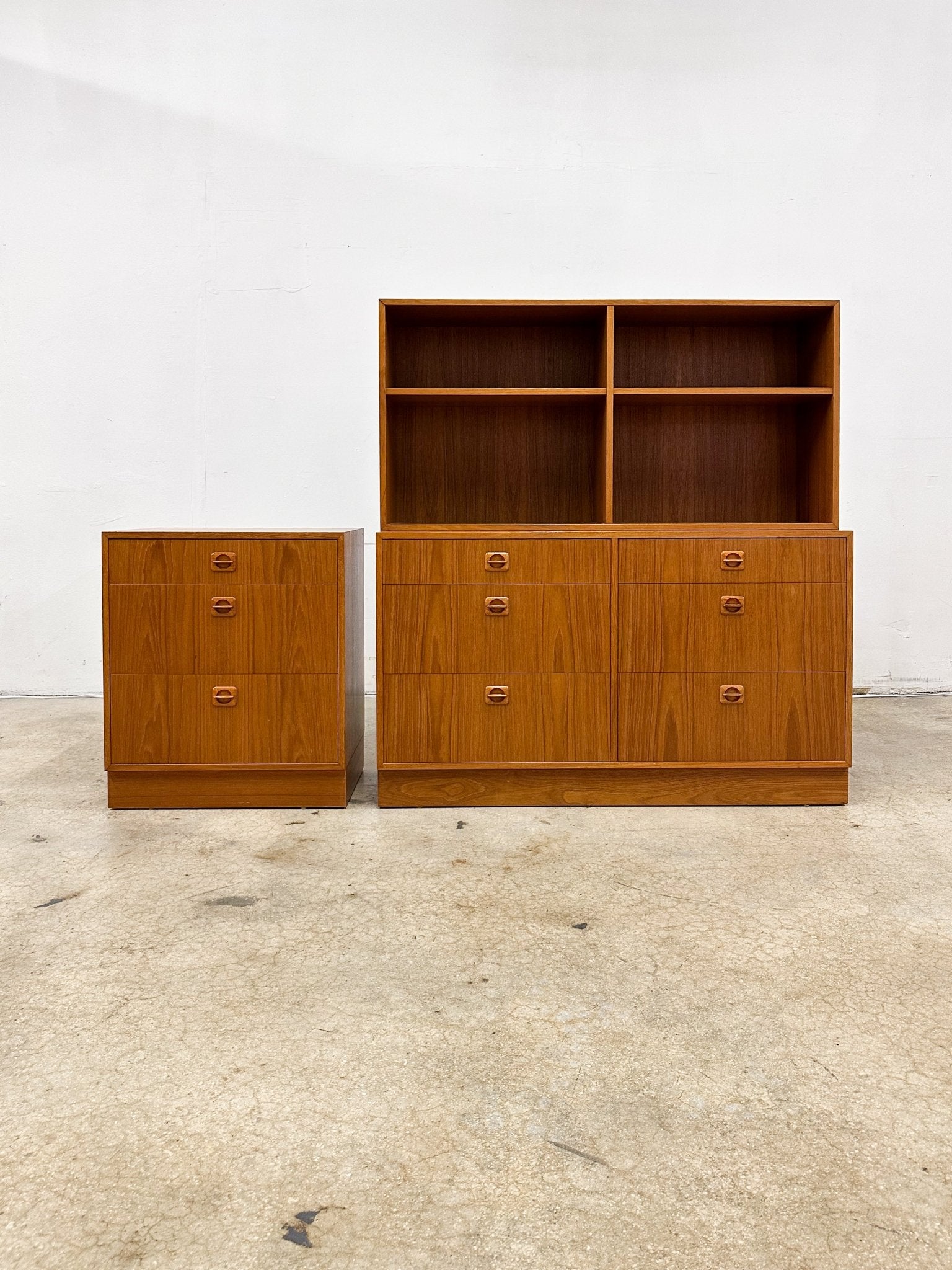 Danish Six-Drawer Hutch & Drawers – Rehaus